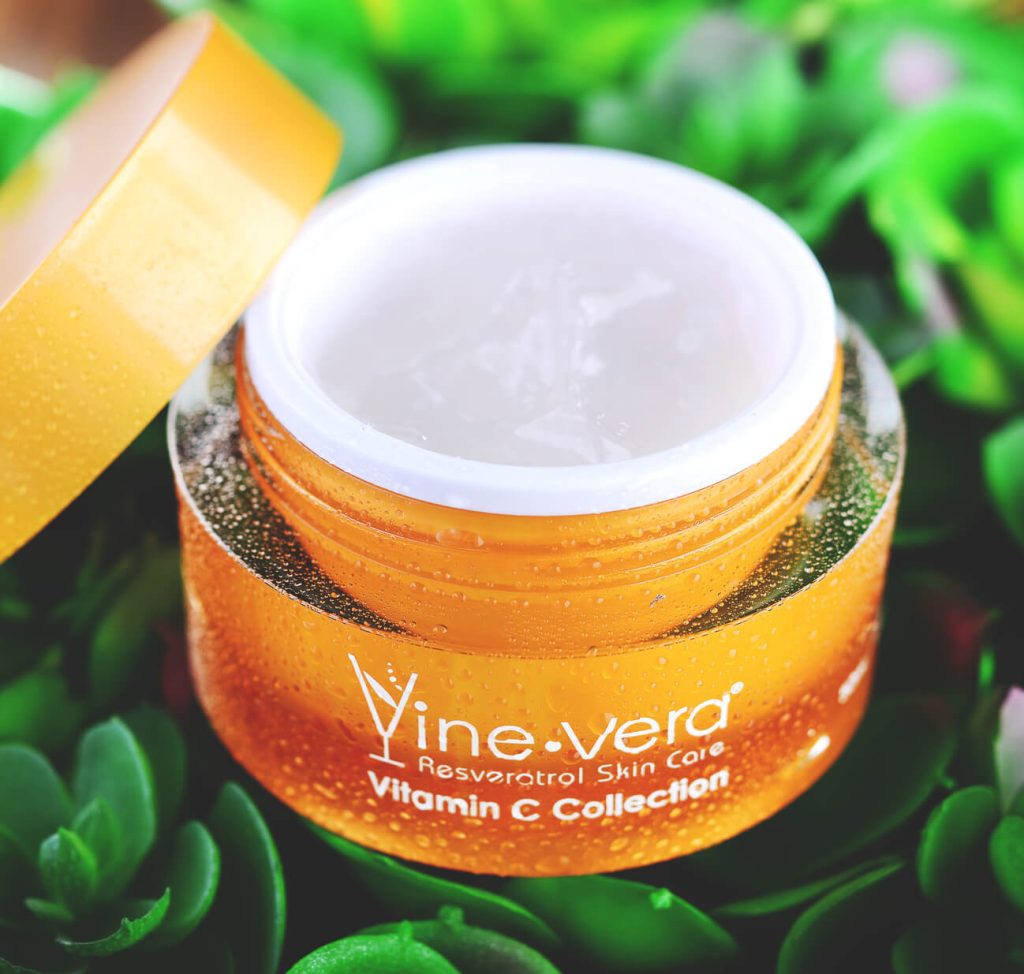 8 Practical Tips to Prevent Your Skin From Pilling | Vine Vera